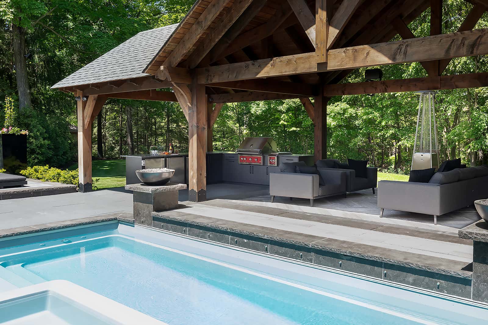 Private Retreat | Outdoor Kitchen Inspiration