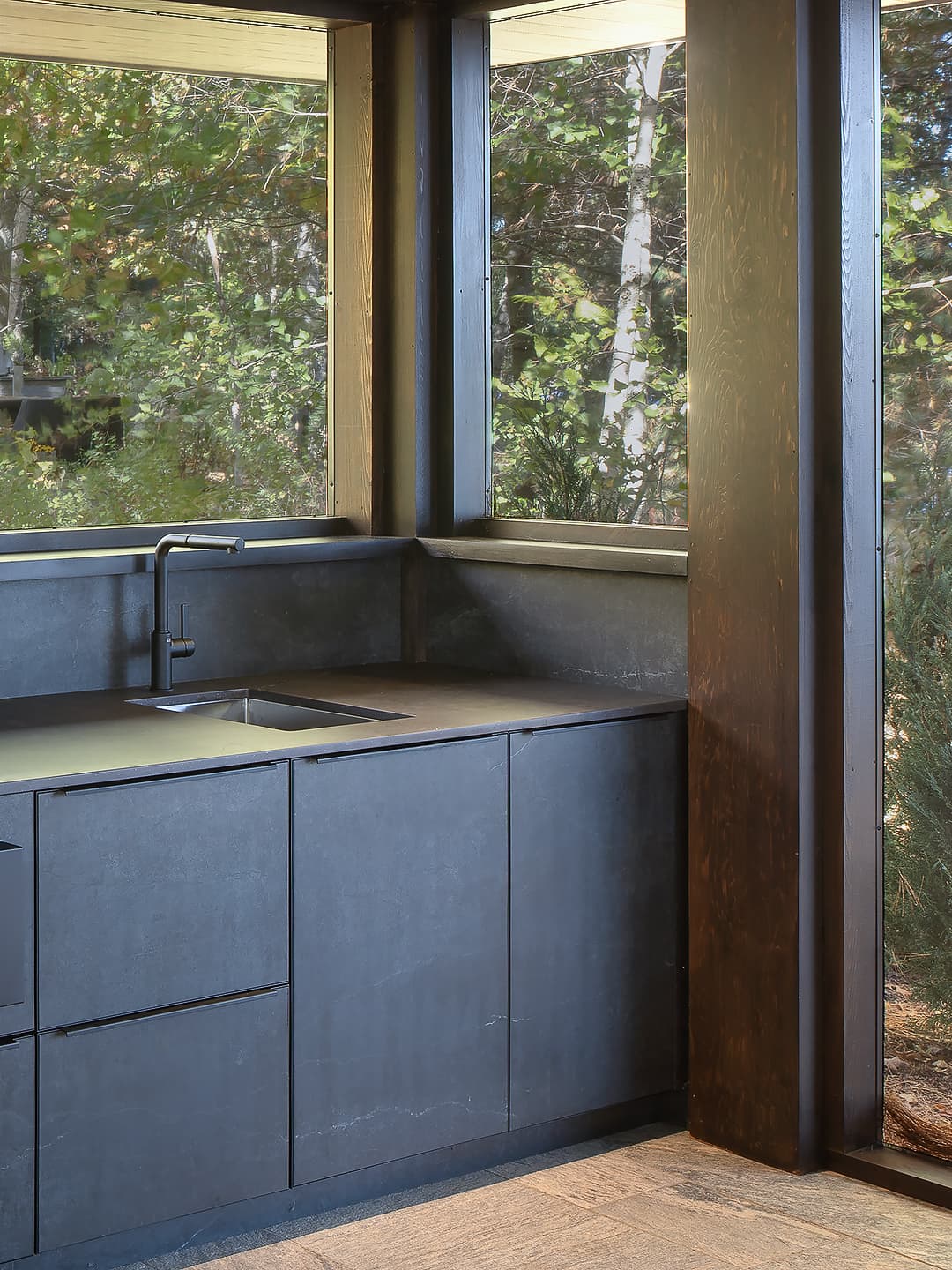 Muskoka Lakeside Pavilion | Outdoor Kitchen Inspiration