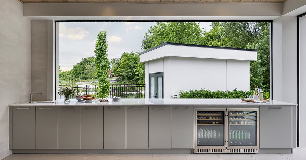 Outdoor Servery | Outdoor Kitchen Inspiration