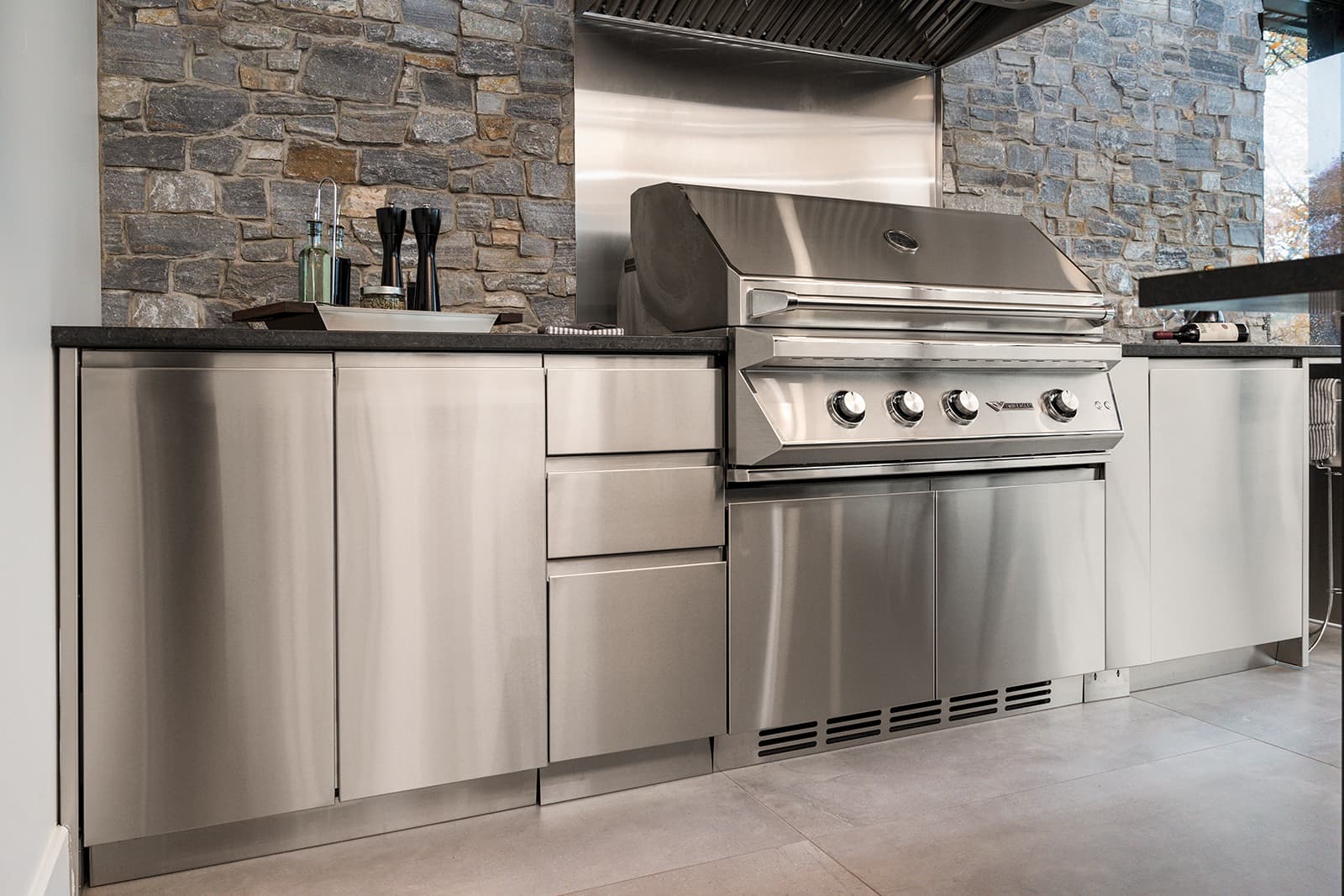 Home Refinements Outdoor Cabinetry Photo Gallery